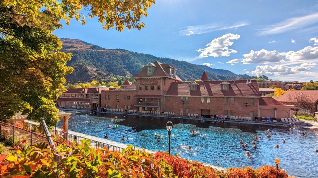 Annual Passes | Glenwood Hot Springs Resort