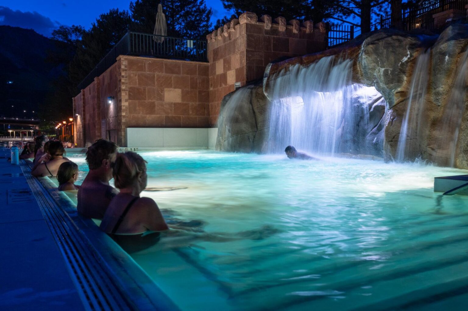 Buy Now Fall Package | Glenwood Hot Springs Resort